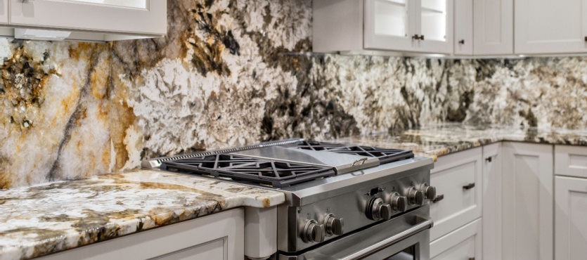 Choosing the Right Granite Color for Your Kitchen: Tips and Trends ...